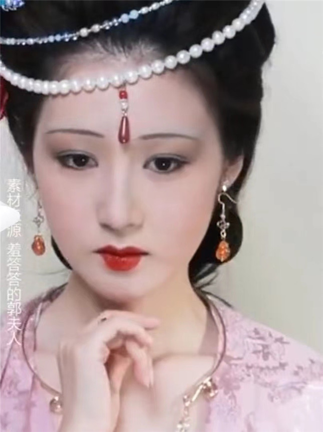 A Dream of Red Mansions: The relationship between Jia Rong and Qin's ...