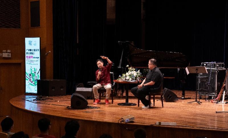 Hong Kong musician To Zi-chi leads the big band to spark a music craze ...