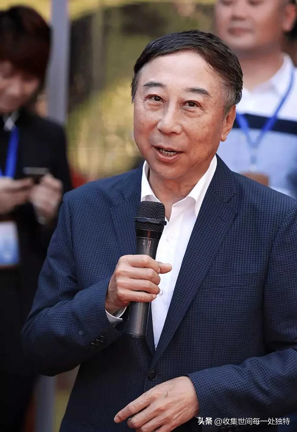 Actor Feng Gong is worthy of being a famous queen, and his current ...