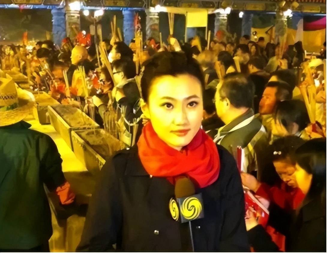 Phoenix Satellite TV hostess Zhao Qingqing: Among the thousands of ...