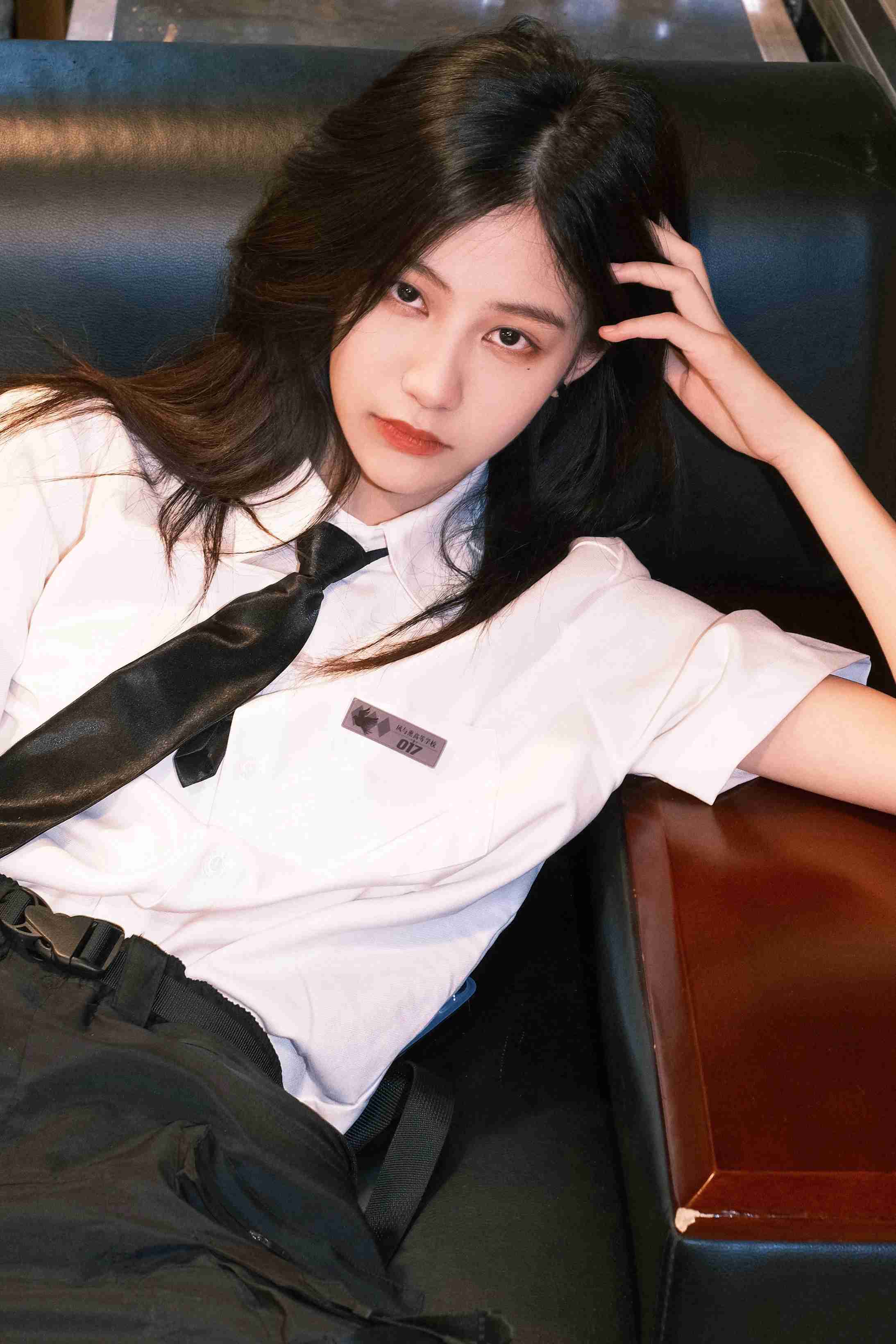 SNH48 Yuan Yiqi is beautiful and sassy, Yuan Yiqi's white shirt photo ...