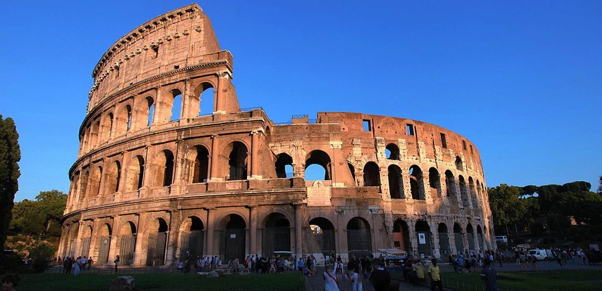 The residence of ancient Roman nobles, representing status and identity ...