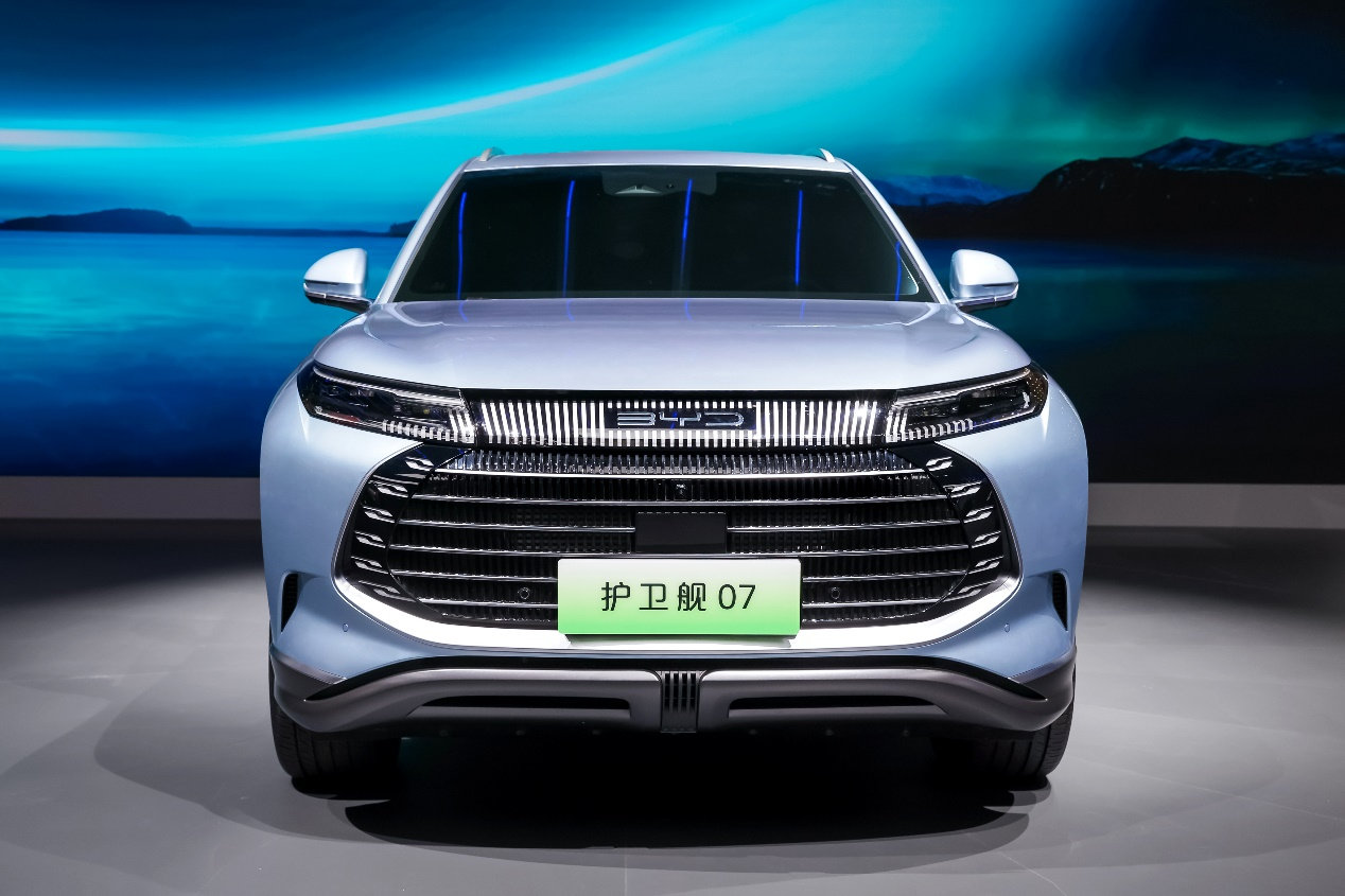 High value, big space, BYD frigate 07 Chengdu auto show debut - iNEWS