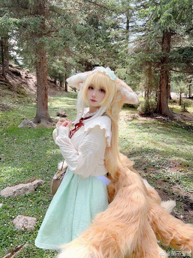 Baby Junzi cos Miss Lily, showing the charm and cuteness of the nine ...