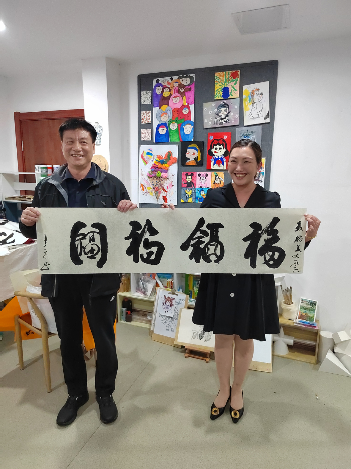 The Story of Calligrapher Sun Jianping and the "Fu" Culture - iNEWS