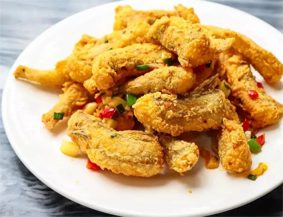 Teach you to make home-style salt and pepper nine-bellied fish, which ...