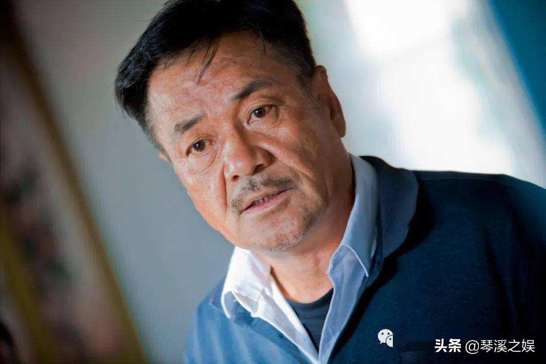 You Yongzhi is married to Shen Rong, a scholar who has no children for ...