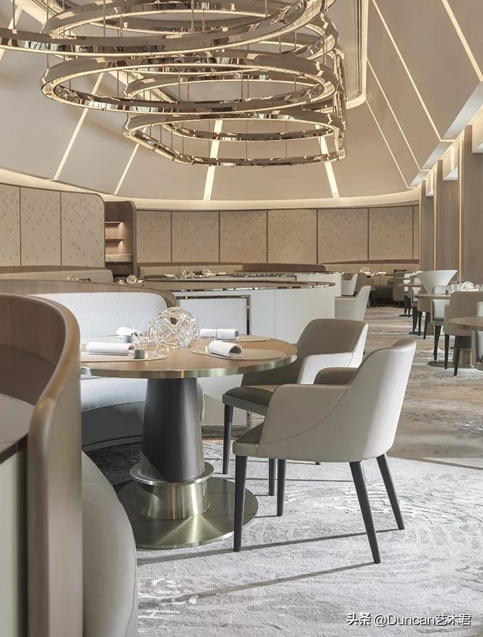 Amber Amber Michelin Restaurant, The Landmark Mandarin Oriental Hong ...