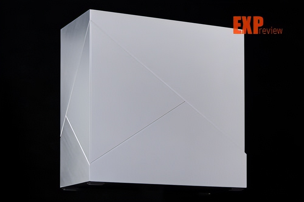 abee Enclosure M19 case review: elegant and generous, small and ...