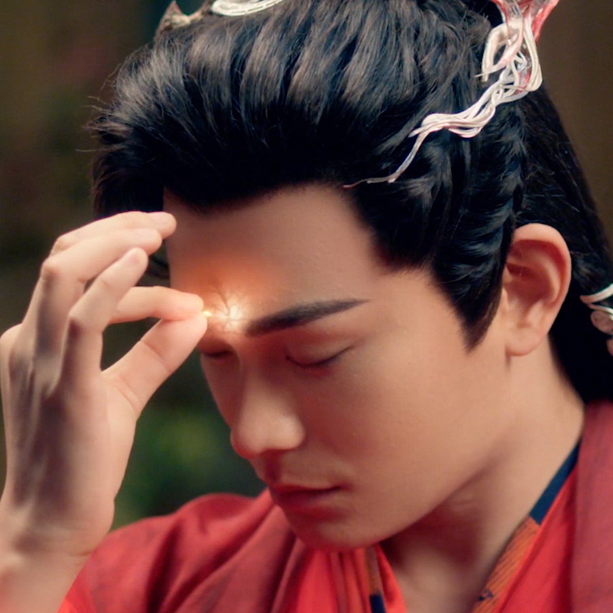 Also played "Love Brain", comparing Deng Wei and Ding Yuxi together ...