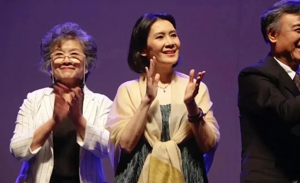 Song Chunli in the same frame as Xiao Xiong looks like mother and ...