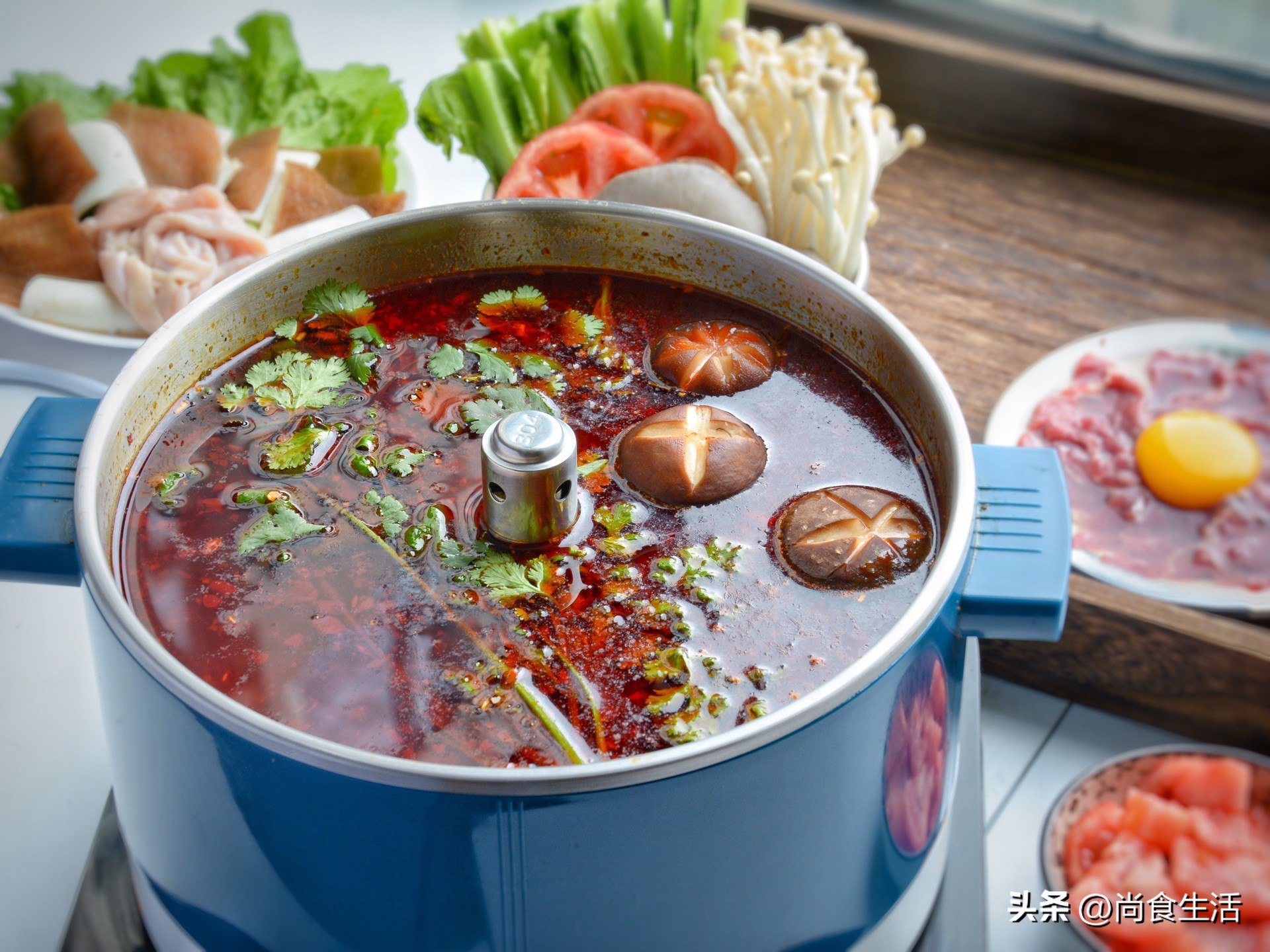 Teach you to make spicy hot pot base, so that you can enjoy hot pot ...