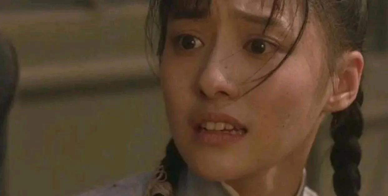 That silicone face needs to rely on emoticons to express emotions - iMedia