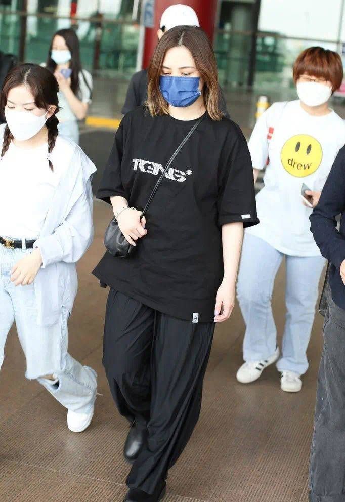 It was revealed that 42-year-old Gillian gave birth to twins for the ...