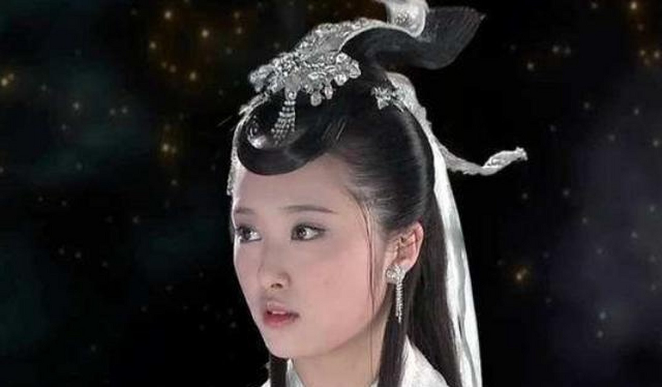 Who is the most beautiful in the "Chang'e Fairy" performed by these 10 ...