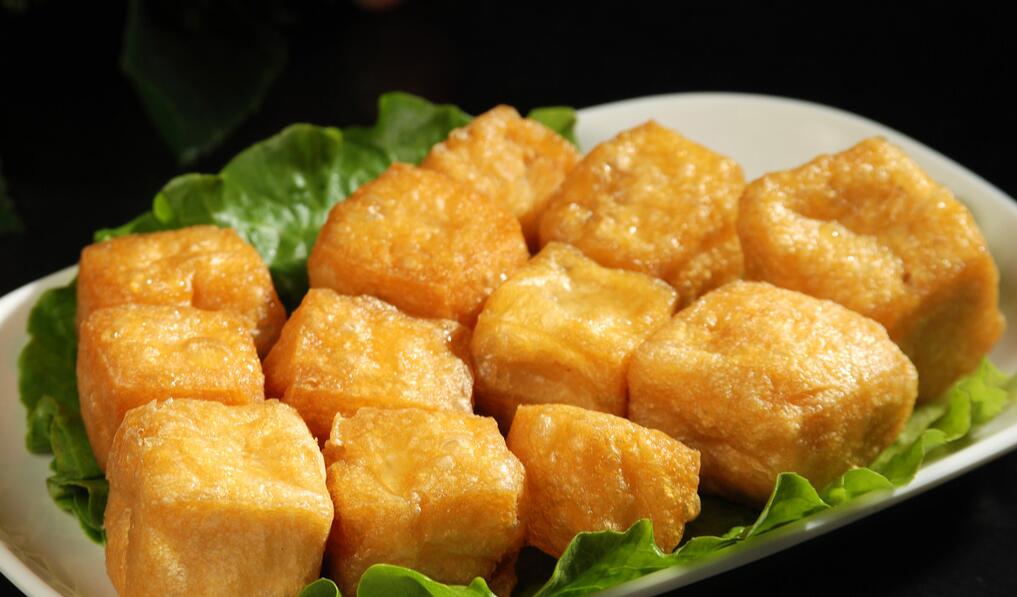 Tofu Banquet: Oil-soaked Tofu Soup - iNEWS