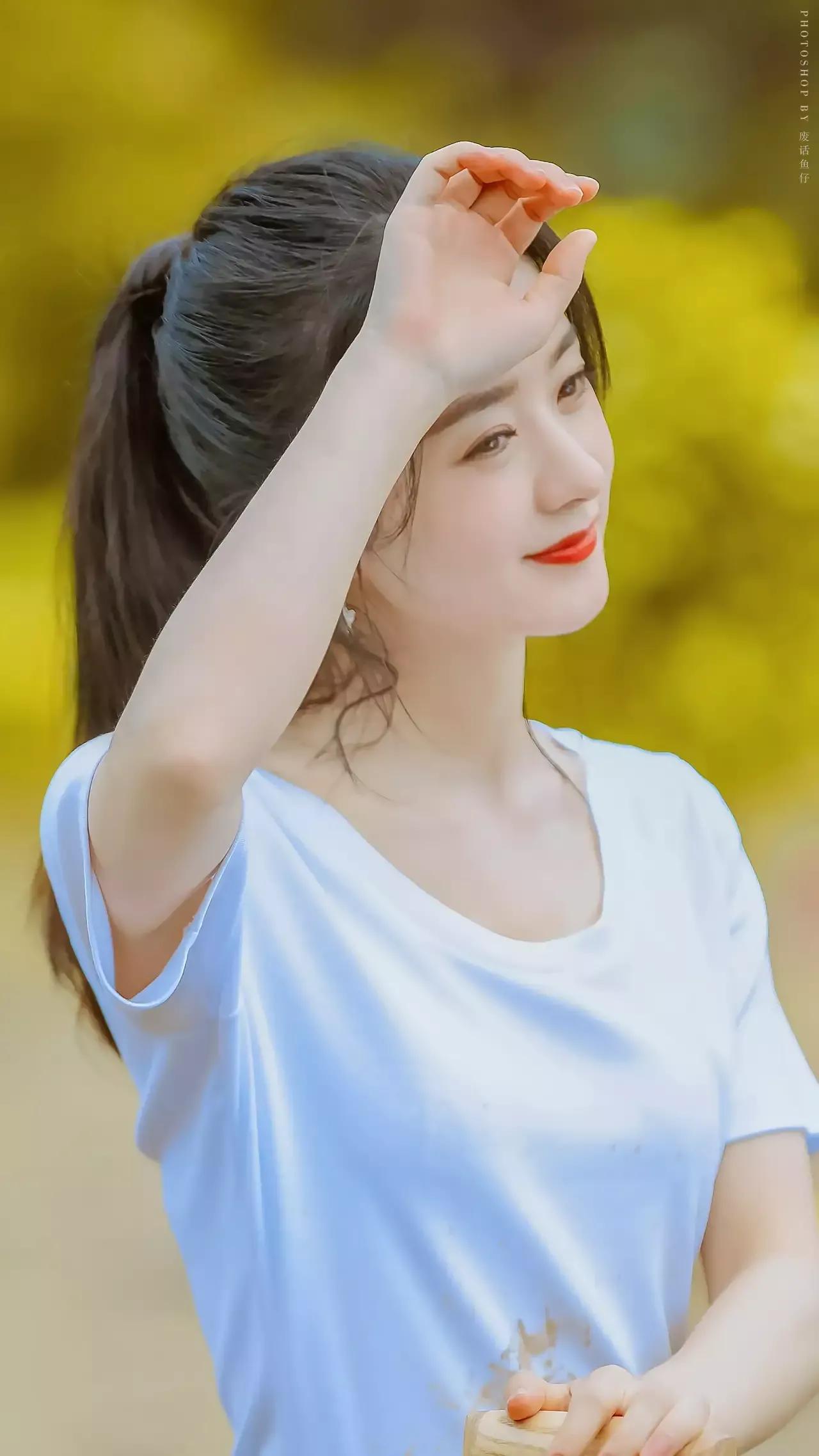 Well-behaved and lovely Ying Bao - iNEWS