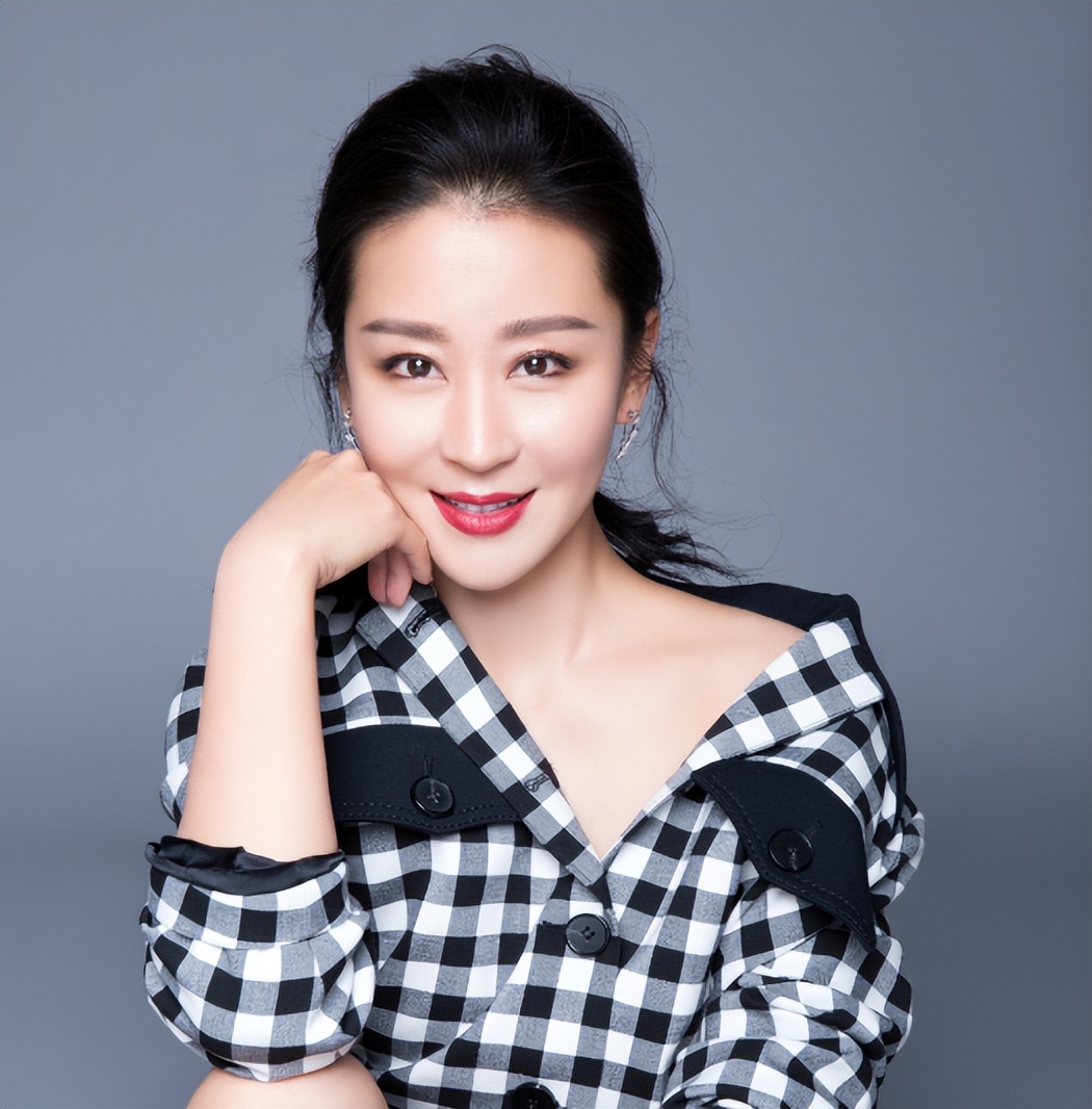 11 years after they broke up, looking at the current life of Luo Jin ...