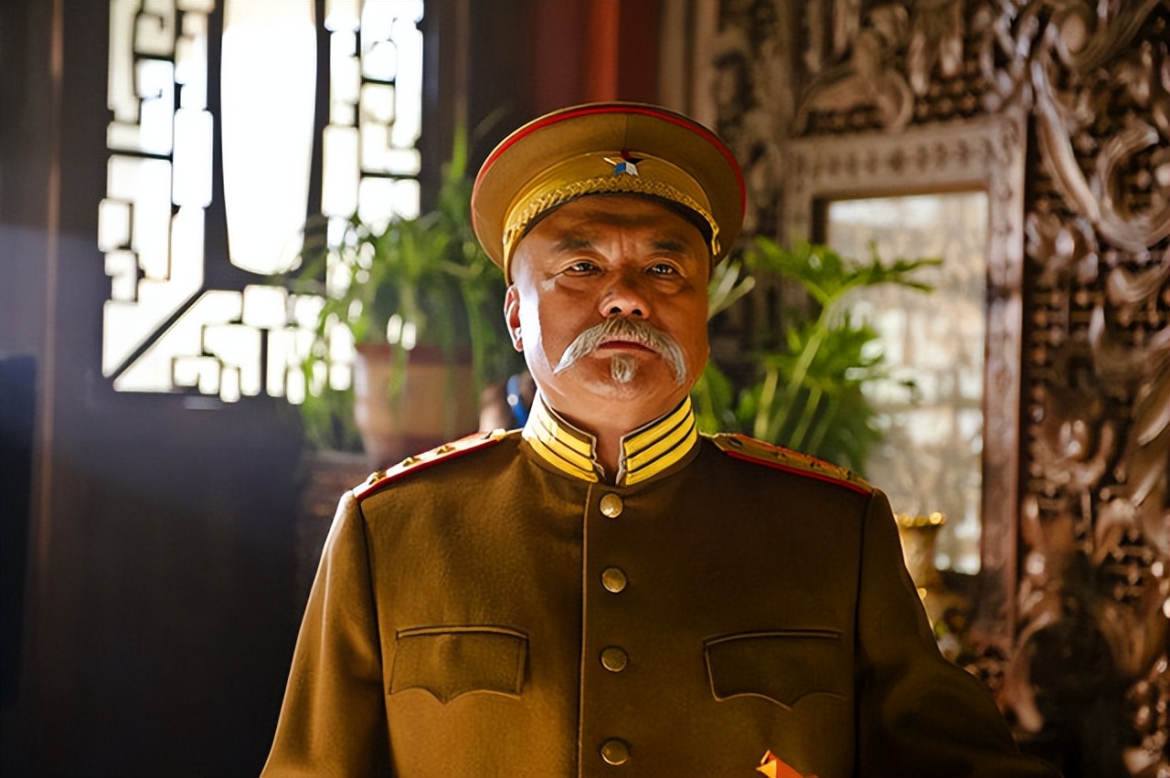 In the last years of the Qing Dynasty, the new army was trained. Why ...