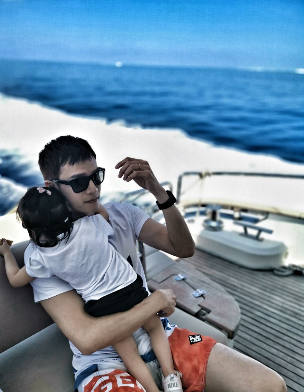 Jingchao Xiaoli Lin is a sister and brother in love, and they are ...