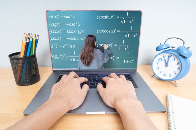 The relationship between computer science and mathematics - iMedia