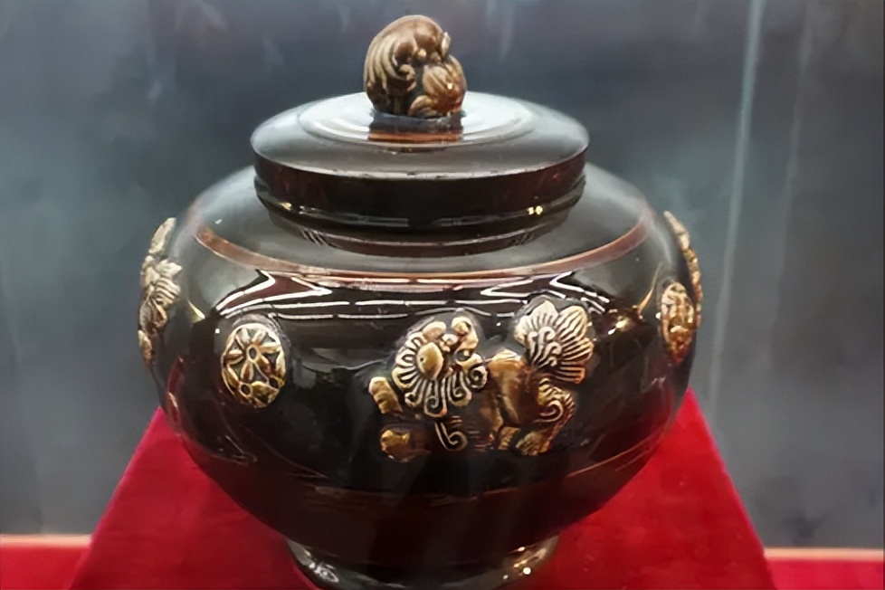 Pottery: Appreciation of Rongchang Fine Glazed Pottery - iNEWS