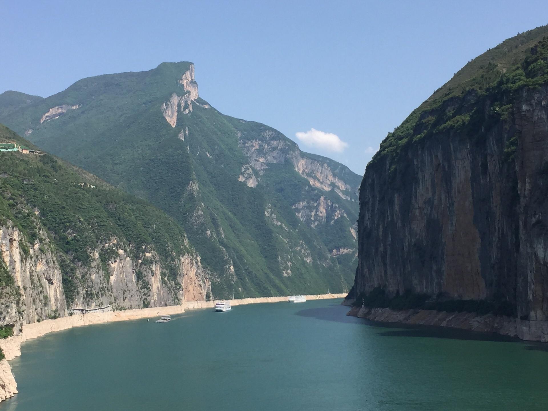 Three Gorges Tourist Attractions 2 - iNEWS
