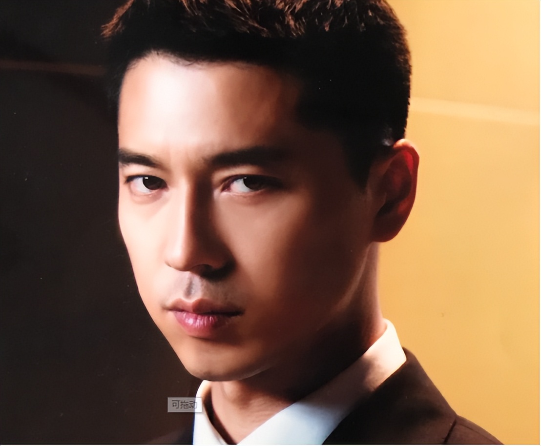 The Feitian Awards are full of stars!Sun Li's black silk is too weird ...