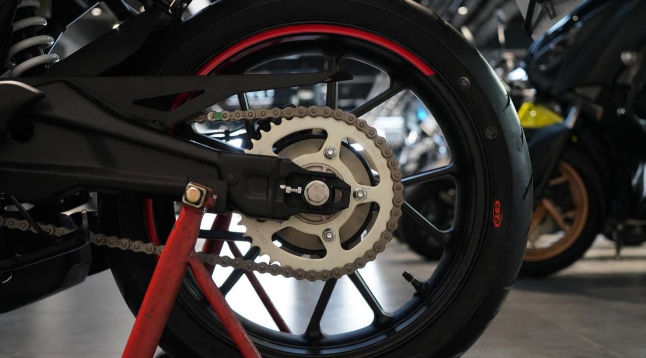 Why don't most motorcycles use shaft transmission? Is it a technical ...