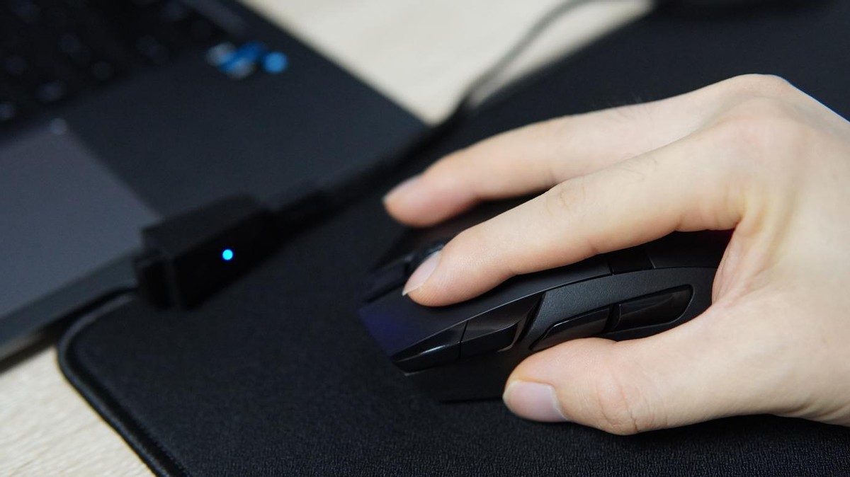 Rapoo VT350S dual-mode RGB gaming mouse experience: comfortable to hold ...