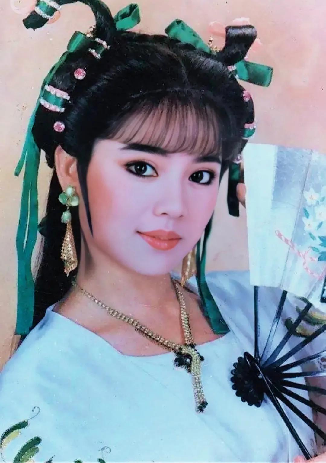 Di Ying's beautiful costume photo - iNEWS