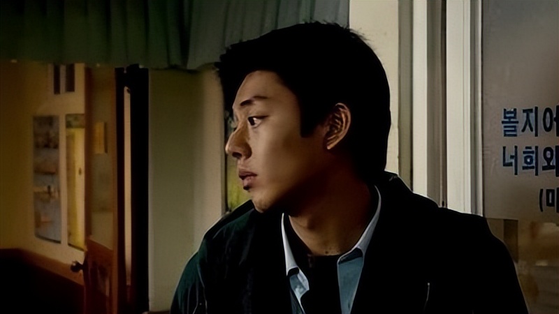 In the Korean movie "Youth Wandek", multiple shots are shot in parallel ...