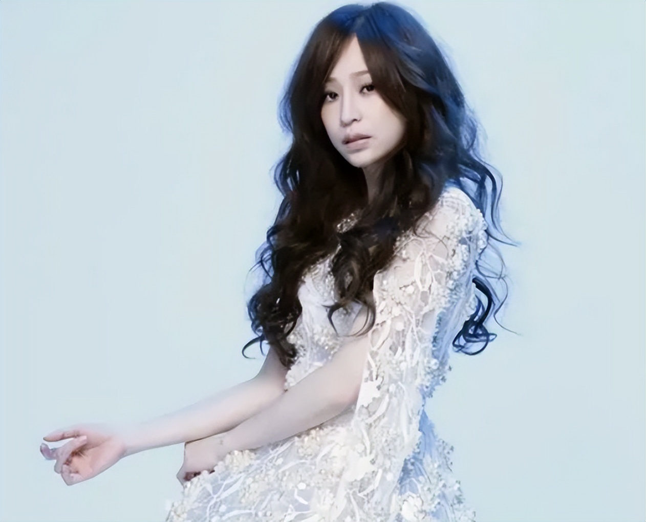 What are the representative works of "Sweetheart Leader" Wang Xinling? - iNEWS