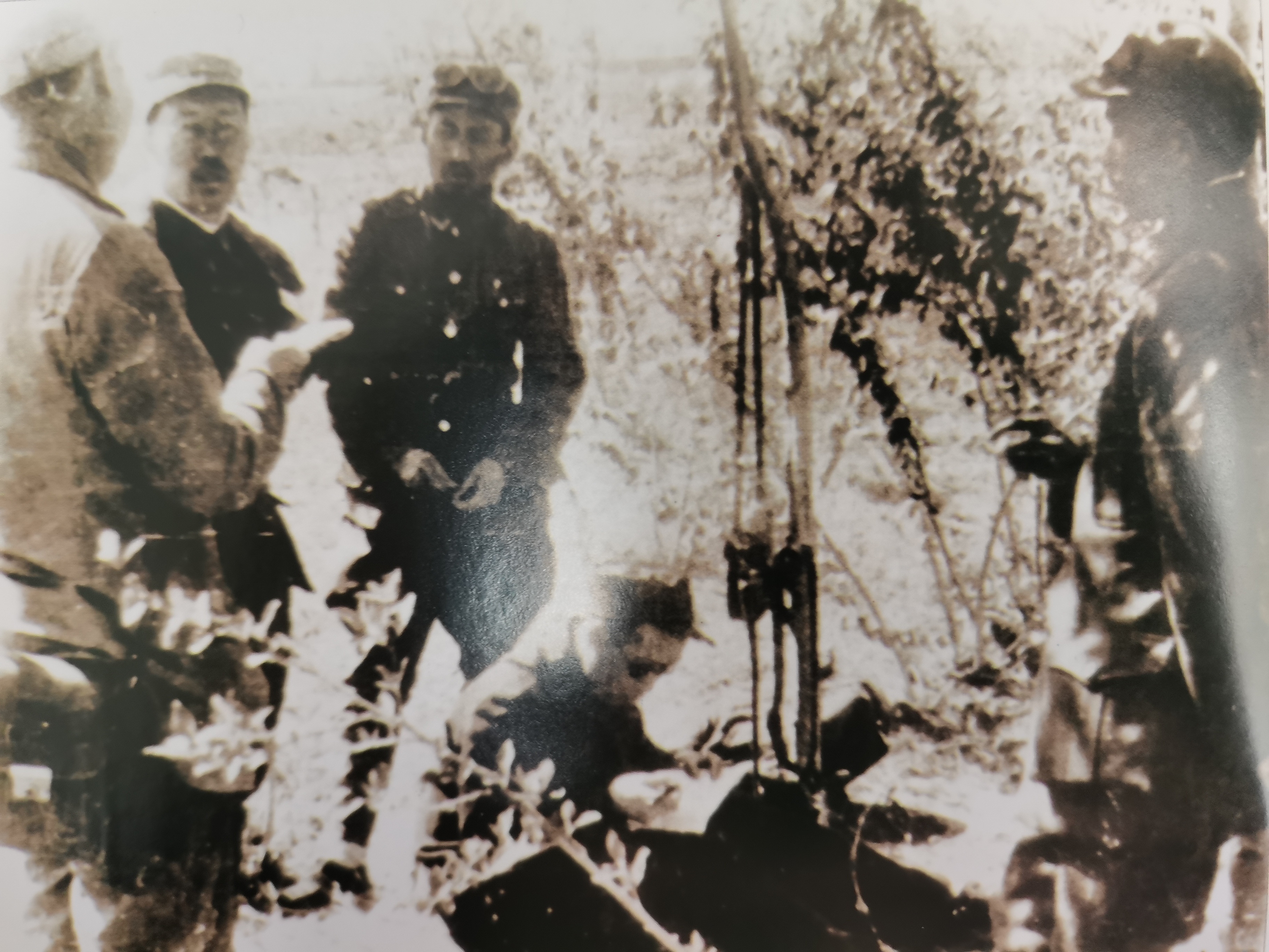 Lin Biao asked the commander of the column to switch with Li Tianyou ...