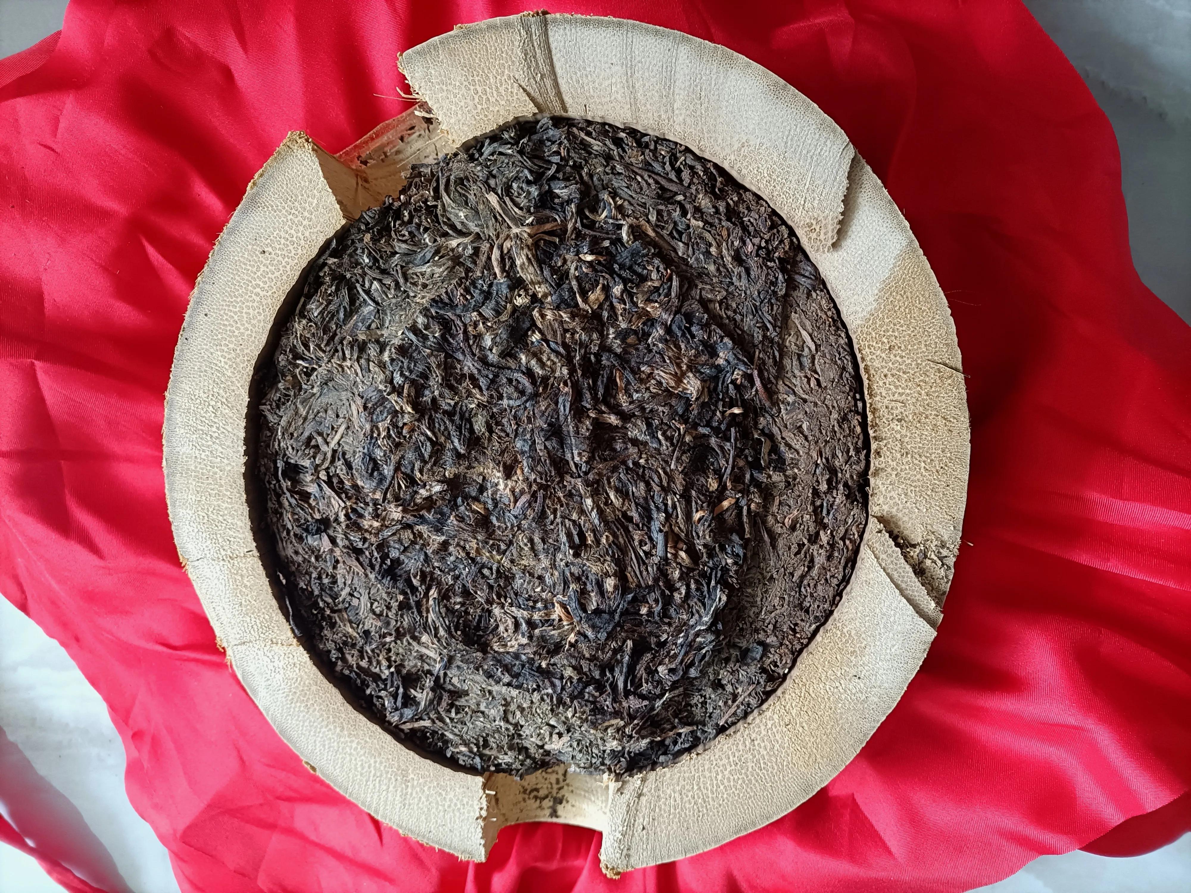 Tasting Brown Mangosteen Tube Tea - iNEWS