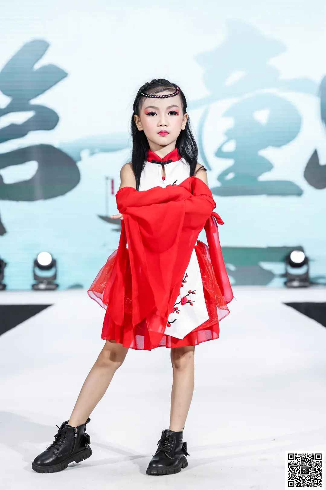 The most popular little supermodel - Wan Minqi "I call the shots on my ...