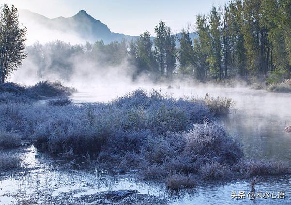 A gifted scholar lived in seclusion in the mountains, and wrote a poem ...