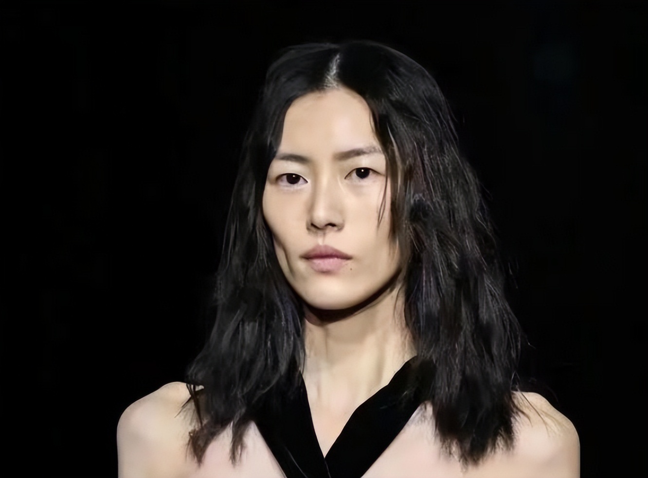 Where did Liu Wen's "beauty" go? Fascinating foreigners is too serious ...