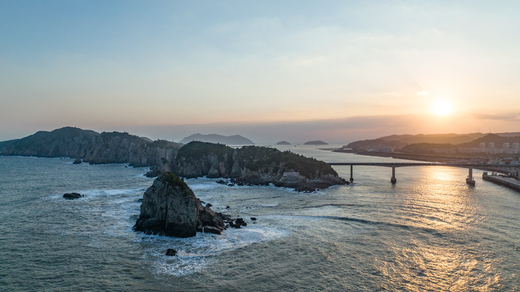 Watching the super beautiful sunset in Dongtou, feeling the life of a ...