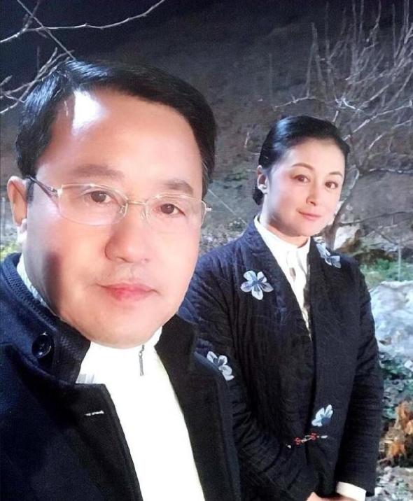 People take tea to cool?Rural Love 16 has started filming, Xie Bigfoot ...