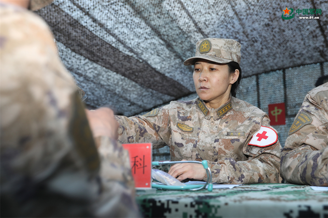 Zhang Ying: At an altitude of 5681 meters, there are people she cares ...