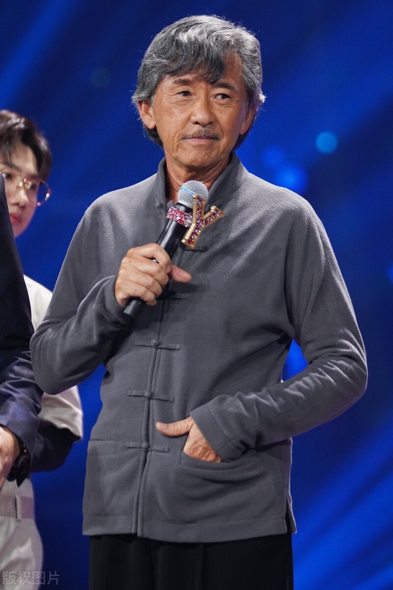 Do you know the story behind the digital life sung by Lin Zixiang?I'll ...