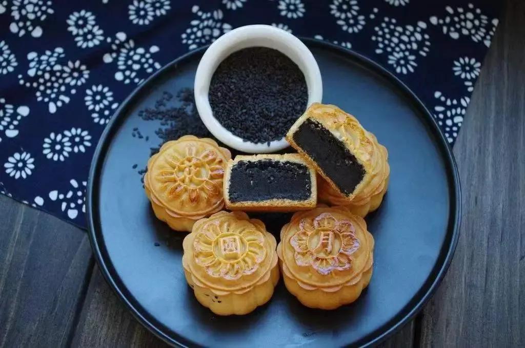 The best moon cakes ever - iNEWS
