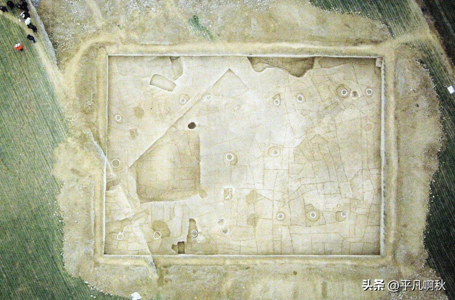 The dragon plates unearthed in the late period of Taosi all come from ...