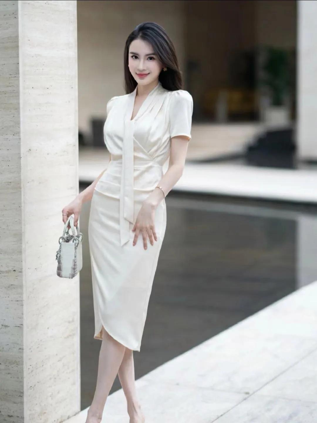 This streamer dress is so pretty - iMedia