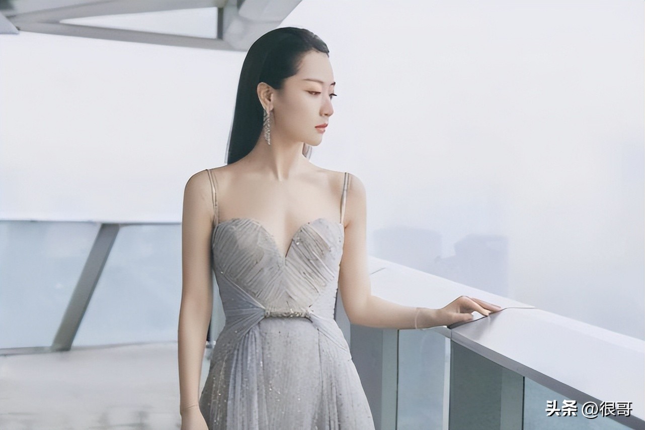 "Their Name" actress height: Qin Hailu and Bai Bing are both 1.65 ...