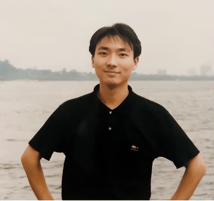 Kang Hui and his wife Ding Ke have been in love for 23 years, but at ...