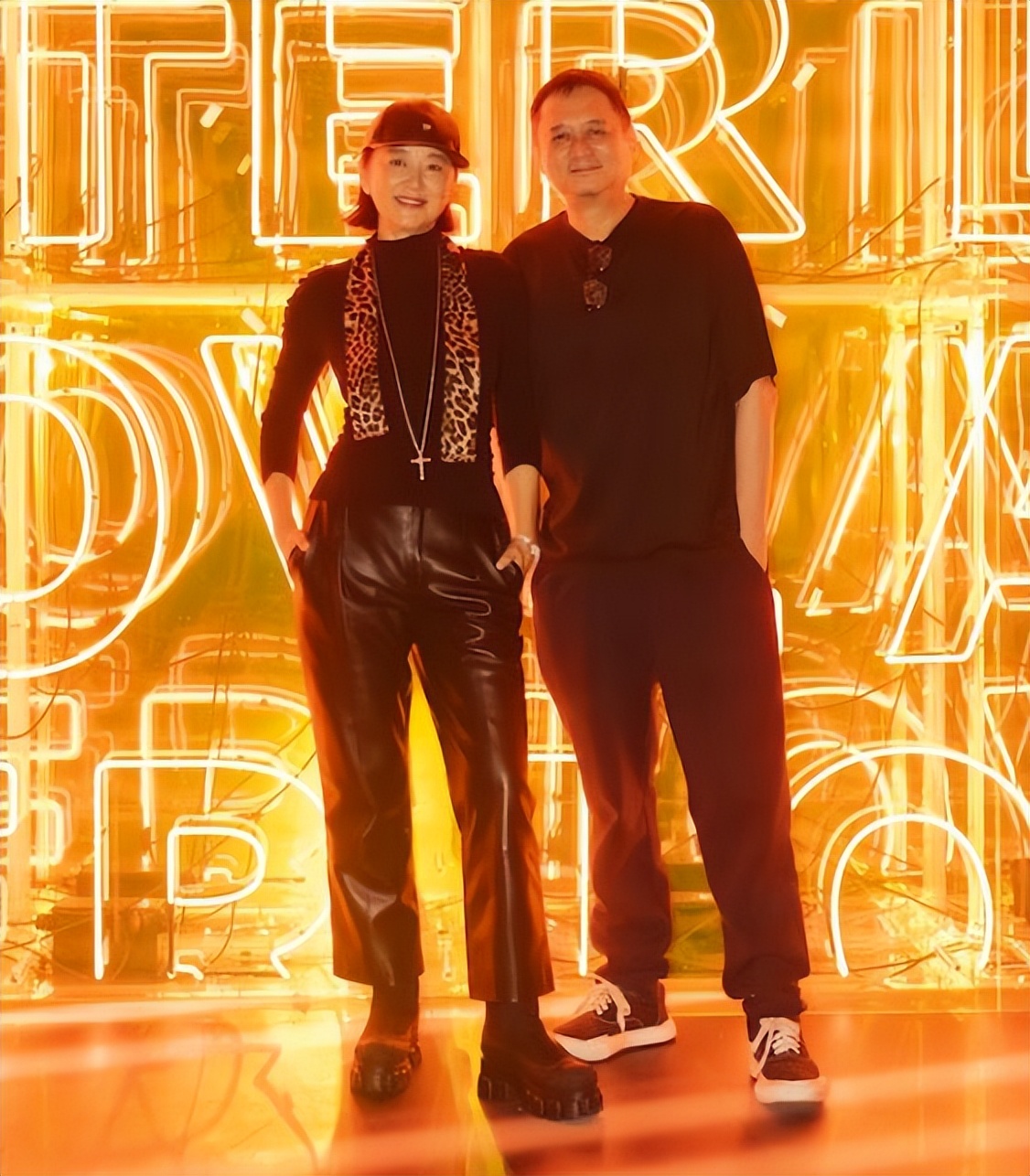 Brigitte Lin attended the Zhang Shuping exhibition, wearing leather ...