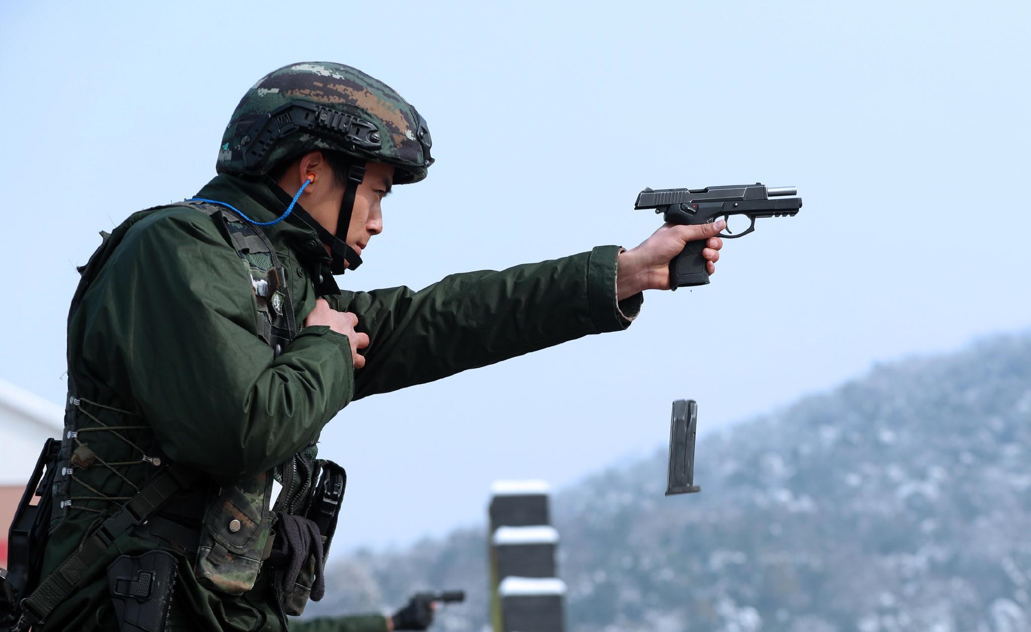 If soldiers change magazines on the battlefield, do they throw them ...