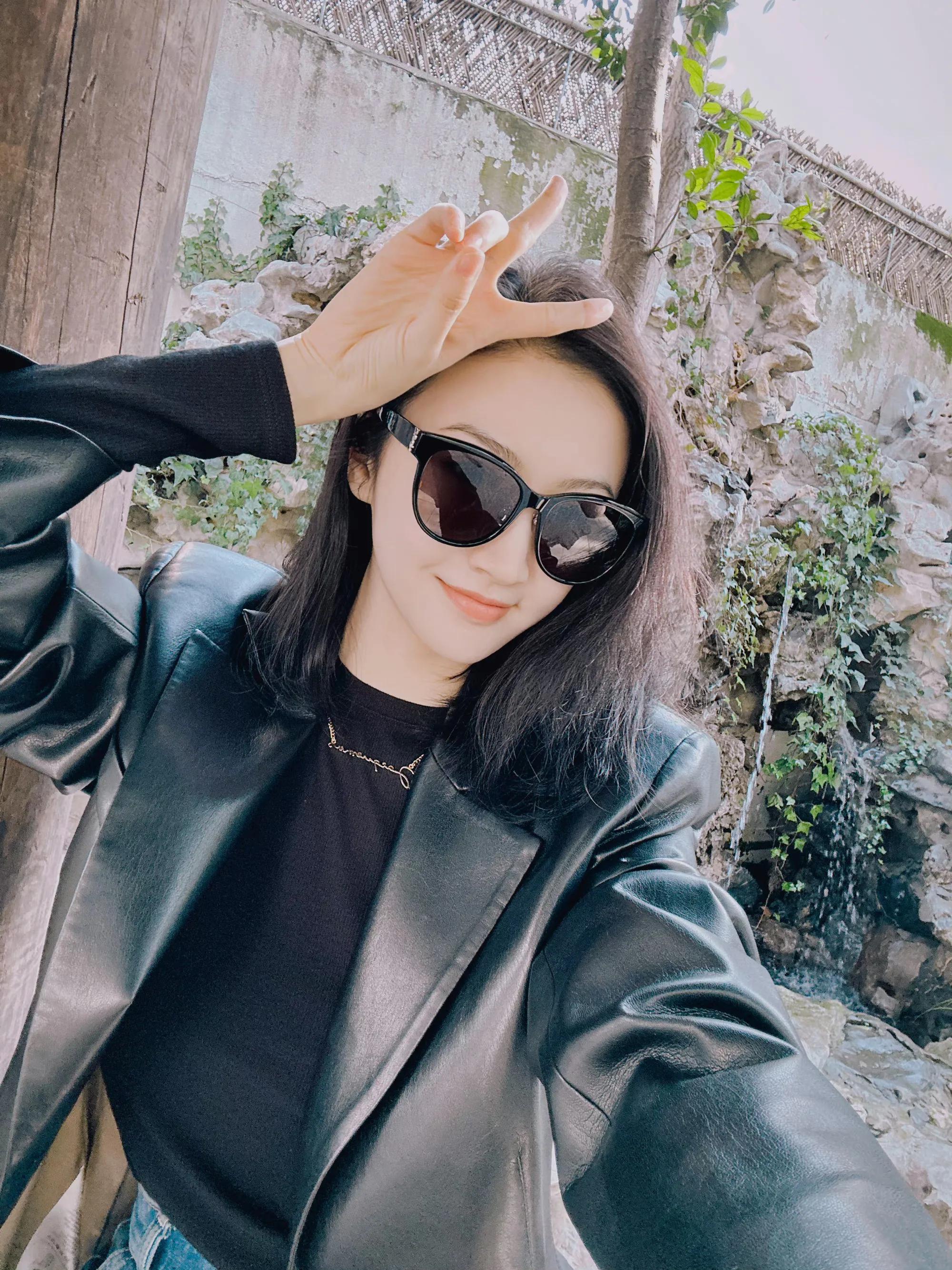 Heart-warming in the comments section of Jingtian Studio! Netizens used ...